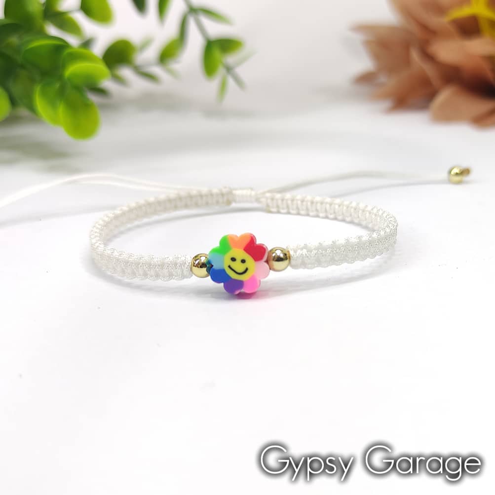 Smile Blanca – Gypsy Garage